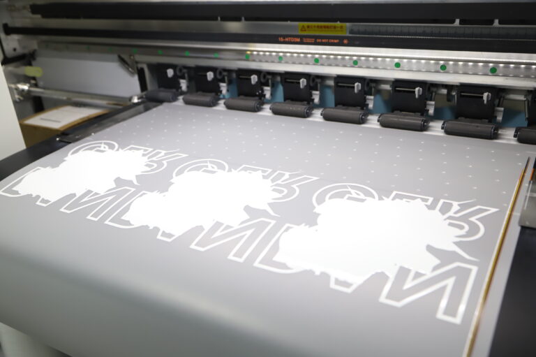 6 Types of Fabric Printing Techniques & How to Choose - Xinflying